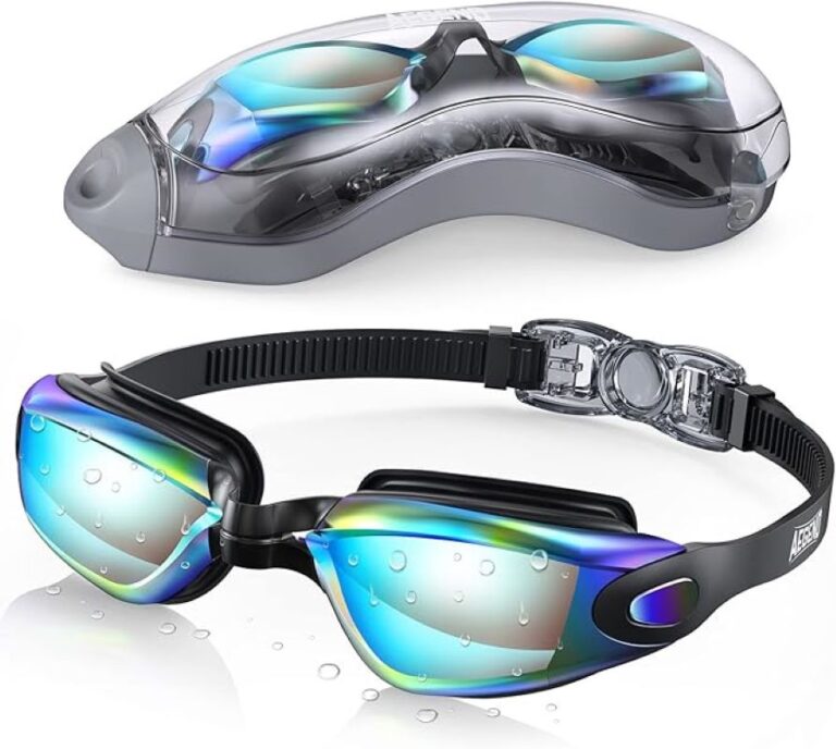 75 Best Gifts for Beach Lovers | theworkingtraveller.com
