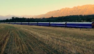 15 Top Luxury Train Rides in the World | theworkingtraveller.com